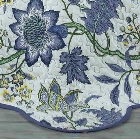 Waverly | Bedding | Waverly Traditions Maldives 3 Piecequilted Pattern ...